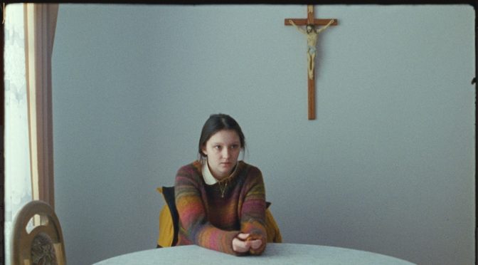 "J’ai vu le visage du diable" de Julia Kowalski, Prix Jean-Vigo du ...